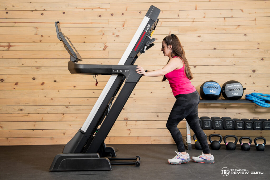 TechnoGym SkillRun TX 500 Treadmill Review 2024